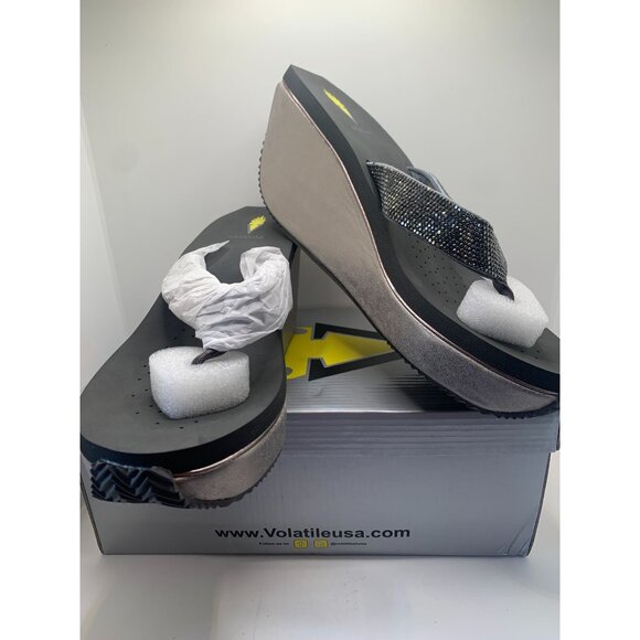 Volatile | Shoes | Volatile Glimpse Dark Gray Wedge Thong Sandals Size ...